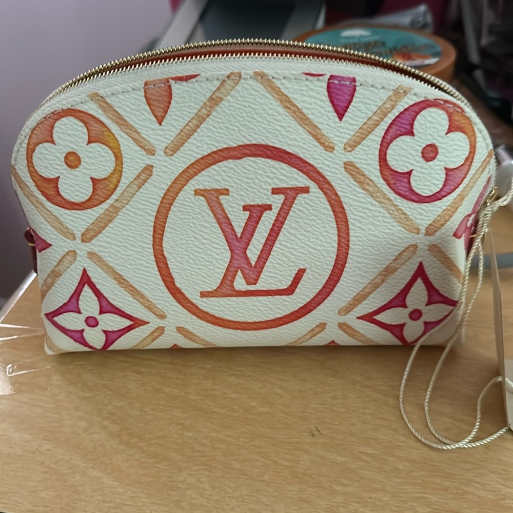 Louis Vuitton Lv By The Pool Collection Cosmetic Bag - Gem